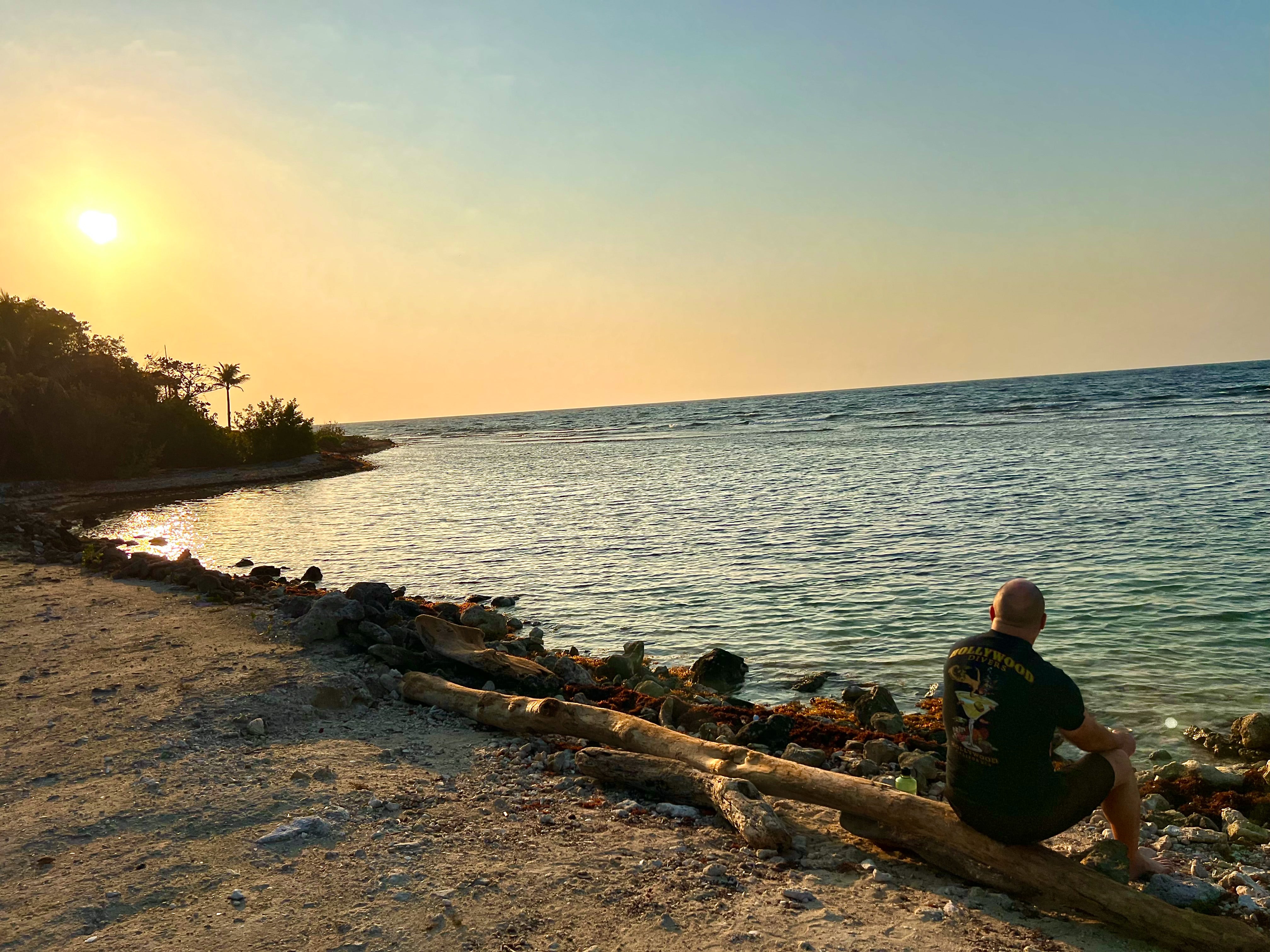 Coco View Resort Video Report with Hollywood Divers